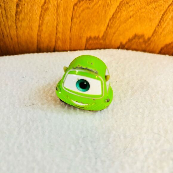 Disney | Toys | Disney Pixar Cars Mike Wazowski Drivein Metal Character ...